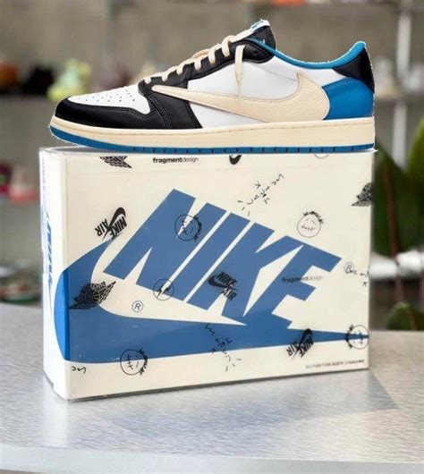 Jordan Travis Scott Fragment Low With Same Box Extra Laves Inside The