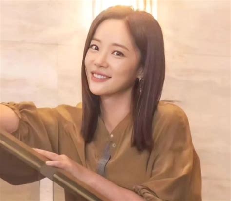 황정음 이혼소송 알린 후 첫 공식석상 진행 예정
