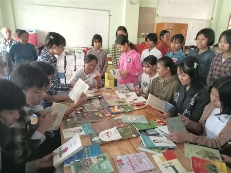 မန္တလေးတိုင်းဒေသကြီး၊ ပြည်ကြီးတံခွန်မြို့နယ် အ လ က ၂၁ ကျောင်းတွင် မိုဘိုင်းစနစ်ဖြင့် စာဌားခြင