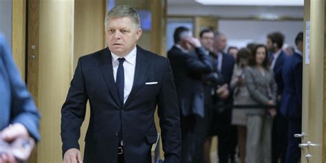 Robert Fico Wystąpił Publicznie Po Raz Pierwszy Od Czasu Zamachu Od Razu Poparł Viktora Orbana