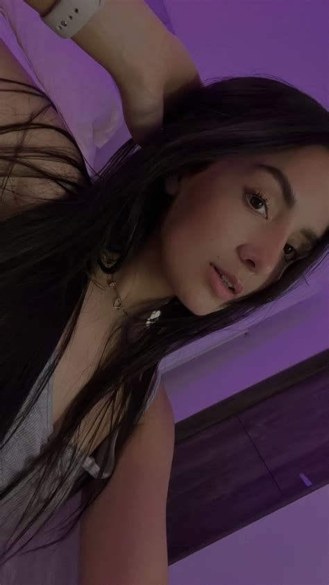 TW Pornstars Annie Dreams Twitter I M Waiting For You In Chaturbate AM Nov