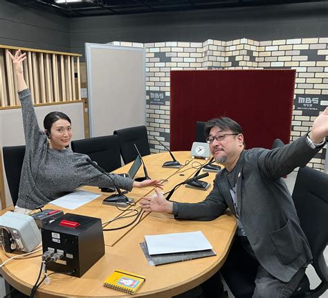 松川浩子 松川浩子のすこ〜し愛して ️ なんとか無事に？終えられました。 令和喜多みな実の河野さんとは 久しぶりの共演。 爛々の萌々ちゃんにも いっぱい助けて頂き 楽しい時間でした📻 うち