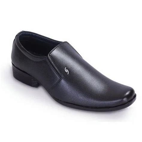 Black Slip On Mens Synthetic Leather Formal Shoes At Pair In Agra