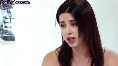 Dyke Bitches Fuck Pussies With Fingers After Kissing Eporner