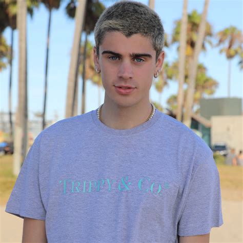 Trippy And Co Tee Brian Lichtenberg