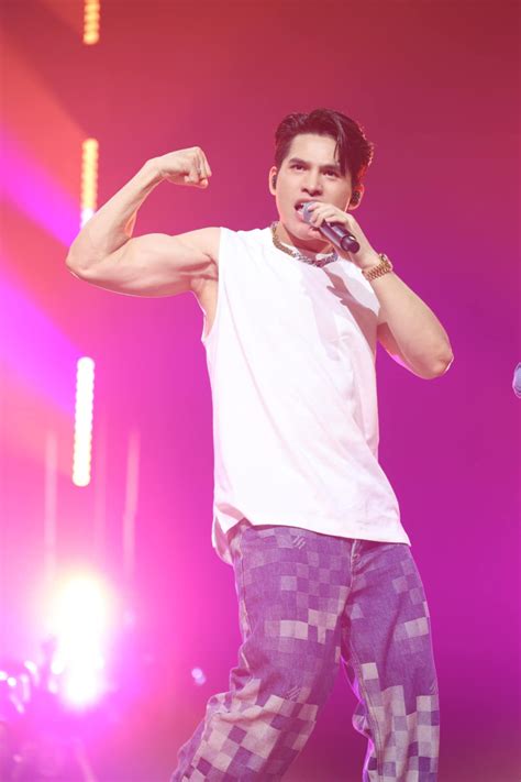 Show Anh Trai V T Ng N Ch Ng Gai V A Tung Bxh C C Gi I Th Ng Ph L P T C C Tranh C I