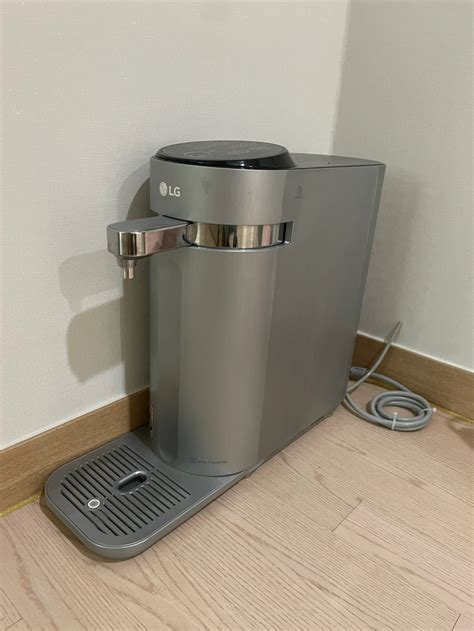 Lg퓨리케어 냉온정수기 스윙가능 당근 중고거래