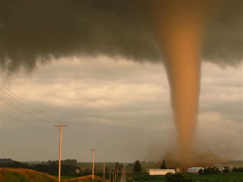 Ef5 Tornado Into The Storm