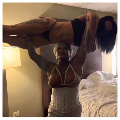 Dominique Danger Vs Taperedphysique Arm Wrestling And Lift And Carry Challenge Taperedphysique