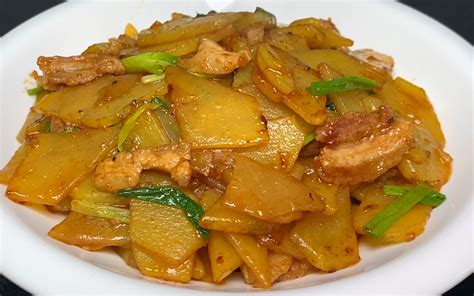 土豆超好吃的做法软糯鲜香味道真是绝了全家人都喜欢 哔哩哔哩
