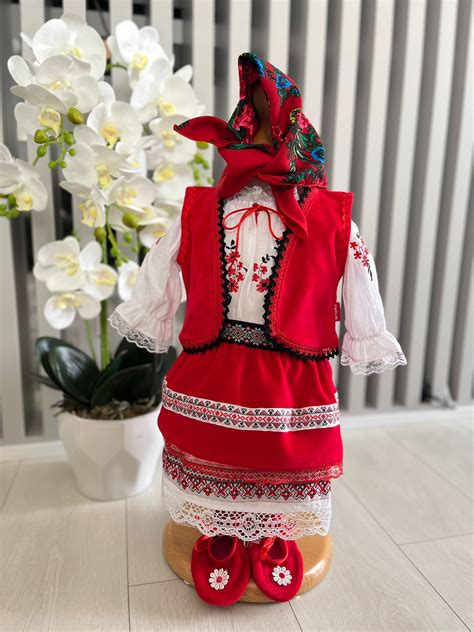 Costum National Fata Vesta Ewe Depozitul De Hainute