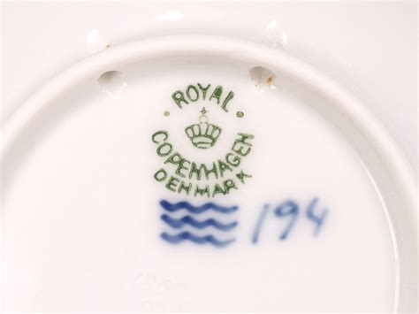 【目立った傷や汚れなし】∇花∇20世紀【ロイヤルコペンハーゲン】 1928年キリスト教青年会kfum創立50周年記念 1214部限定 厳選