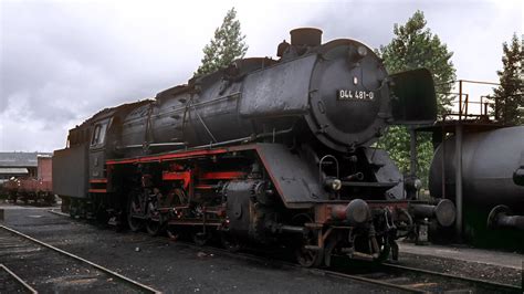 044 084-2 mit Schürze - Eisenbahn. Ansichten.