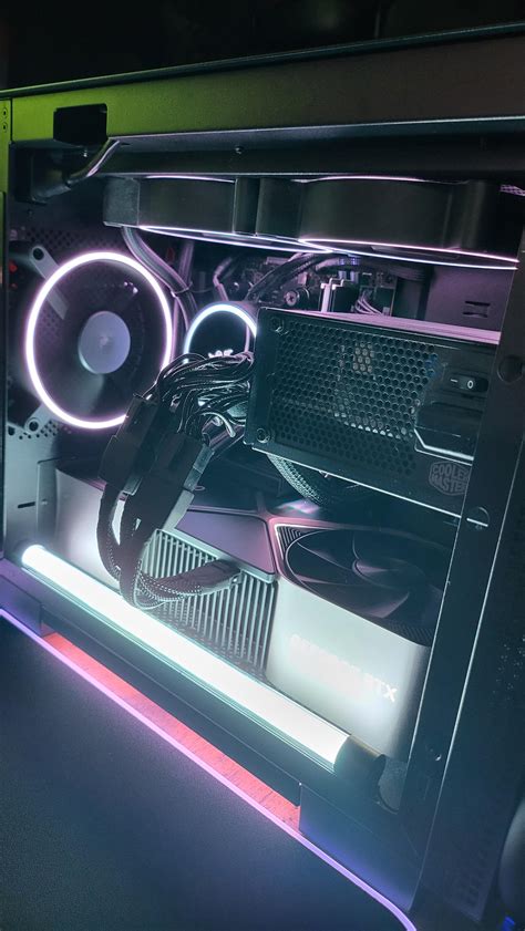 Rtx 4090 Fe In Razer Tomahawk Mini Itx R Razer