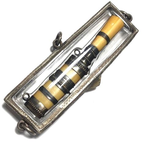 มีดหมอ เทพศาสตรา สยบไพรี พระเครื่อง แสนดี Sendy Amulet