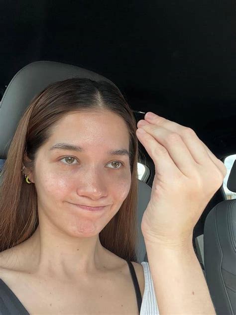 วี วิโอเลต โชว์หน้าสด ลั่นเป็นชะนีแสนเหนื่อย Meta8news