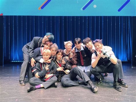 데뷔하고 처음으로 일본에서 단독으로 공연 해본 남돌 인스티즈 Instiz 이슈 카테고리