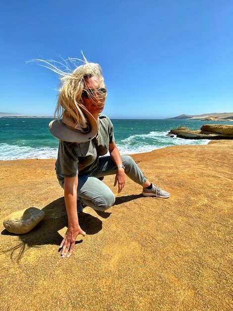 Premium Photo Woman With Blond Hair At Beach
