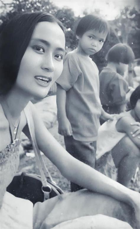 แม่แก้ว แก้วสิริ แม่ อนันดา กับแฟชันยุคฮิปปี้สุดเท่