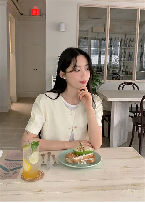 Made 블로이 뒷밴딩 플레어 트위드 롱스커트 44~100 ♥핫핑♥ Made 블로이 뒷밴딩 플레어 트위드 롱스커트 44~100 ♥핫핑♥