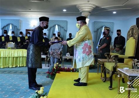 Bernama Raja Perlis Tuanku Syed Sirajuddin Tuanku Syed Facebook