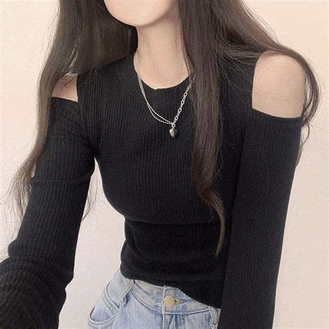 [트임포인트 시크룩] 어깨트임 골지 티셔츠 에이블리