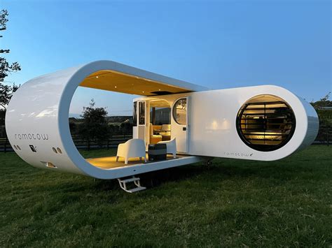 Rotating Camper Trailer Reveals Sleek Deck When Swiveled Open