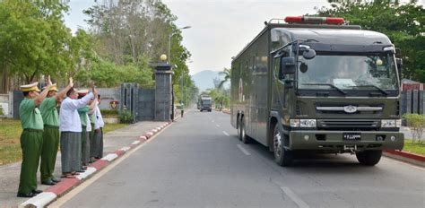 နယ်လှည့်အထူးဆေးကုသရေးအဖွဲ့ စစ်ကိုင်းတိုင်း ဒေသကြီးအတွင်းရှိ ဒေသခံပြည်သူများအား ကျန်းမာရေး စောင့