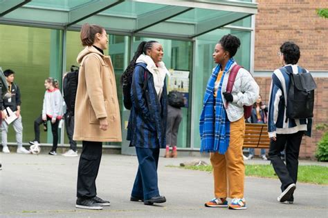 Inside “sex Lives Of College Girls” Season 2 Leightons “hoe Era