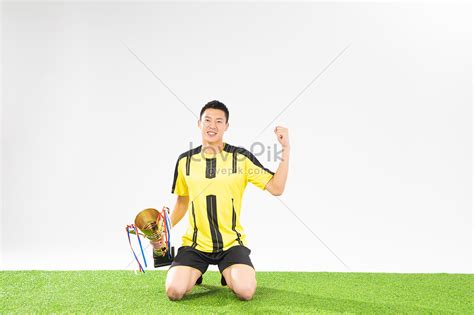 손에 컵 사진 무료 다운로드 Lovepik