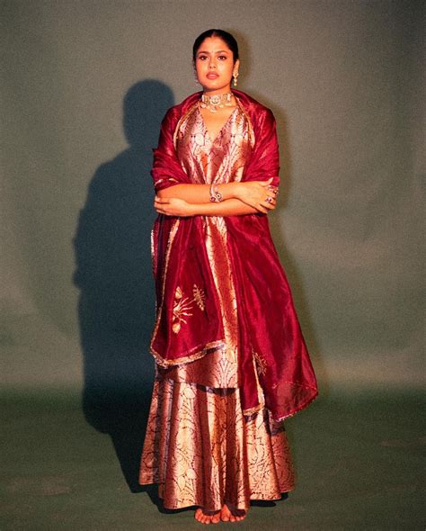 Faria Abdullah నాజూకు అందాలతో మదిని దోచుకుంటున్న ఫరియా అబ్దుల్లా Namasthe Telangana