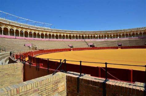 2025塞维利亚斗牛场游玩攻略 虽然我们参观时并不是斗牛的 【去哪儿攻略】