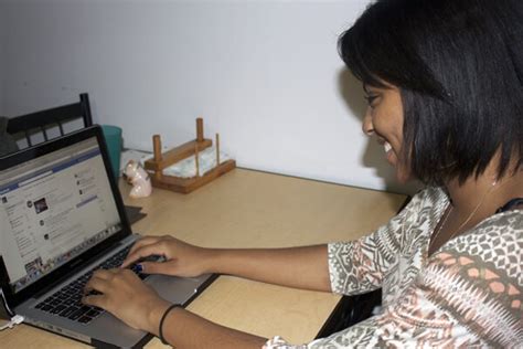 Can You Survive Long Distance Love College Magazine