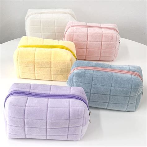 봉글리 빠른배송11할인 몽글 화장품 다용도 파우치 가방 5color 벨루아소재 메이크업 필통 생리대 여성용품 지갑 보관 여행용 외출용 휴대용 데일리 우정템 위시버킷