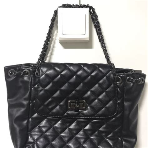 Black Bag, Women's Fashion, Bags & Wallets, Tote Bags on Carousell