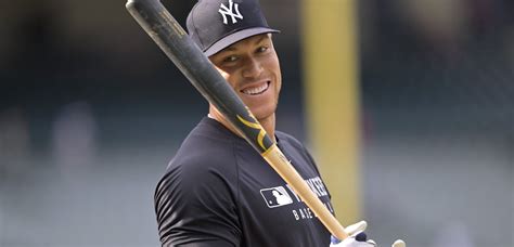 Aaron Judge Witnesses Shocking Security Clash As Fan Sprints Onto Field During Yankees Victory
