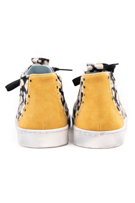 Running Sofía Camel Defloresyfloreros