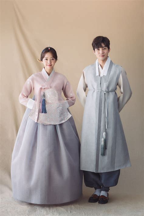 아이웨딩 브랜드 웨딩한복 한삼우리옷 전통 드레스 한국 웨딩 드레스 한국 스타일