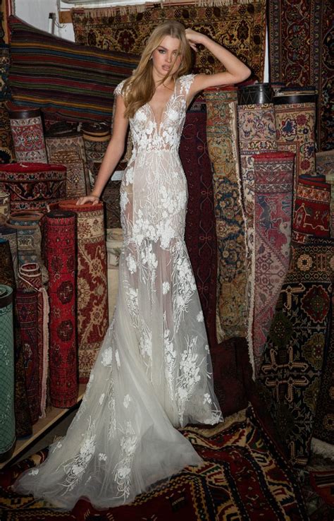 The Difference Between Custom And Couture Wedding Dresses