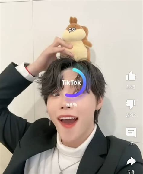 혹시 이 다람쥐 캐릭터 이름 아는 익 있어 제발 도와조 인스티즈 Instiz 익명잡담 카테고리