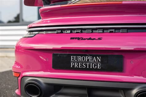 Ruby Star Neo Porsche 911 Turbo S 992