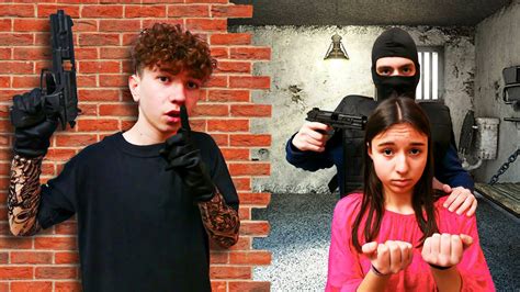 ΠΡΟΣΠΑΘΟΥΜΕ ΝΑ ΣΩΣΟΥΜΕ ΤΟ ΚΟΡΙΤΣΑΚΙ Τα καταφέραμε Youtube