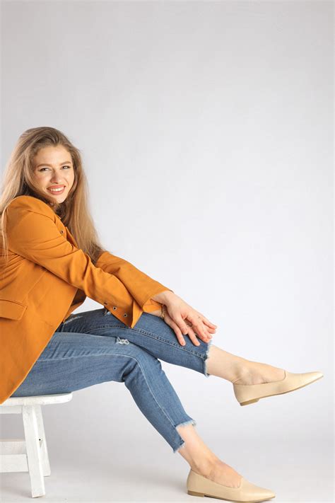 Darcy Lazar Feet