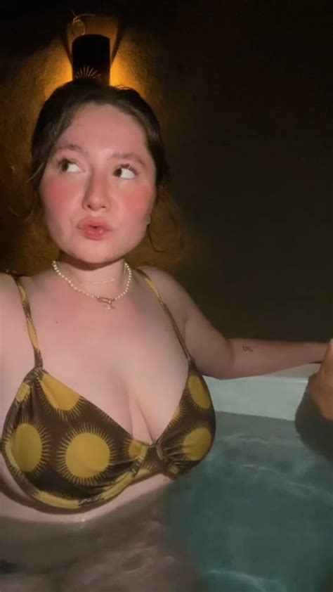 Emma Wants Her Holes Filled Remmarosekenney