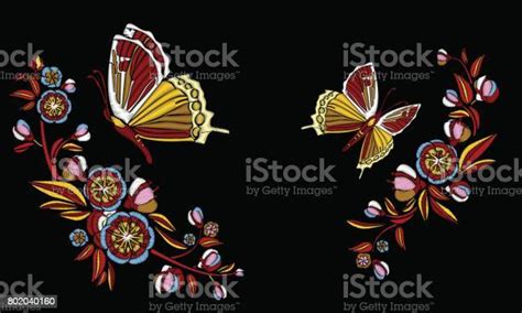 자 수 민족 꽃과 나비 디자인 패션 입고 선 빈티지 자 수 패치 및 스티커에 대 한 장식 요소 벡터 Stitched Image에 대한 스톡 벡터 아트 및 기타 이미지