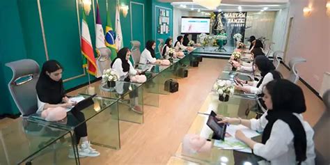 آموزش تینت لب دائم دخترانه زیبا به سبک کره ای در انواع رنگ ها مرکز