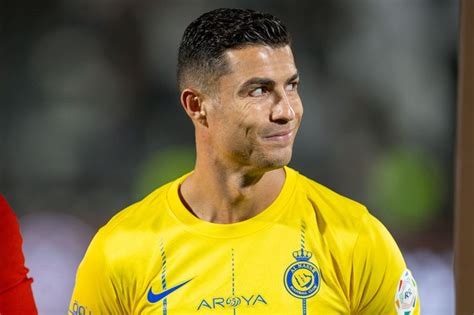 Sex­tán Manns í Fullu Starfi Við Að þjónusta Ronaldo Vísir