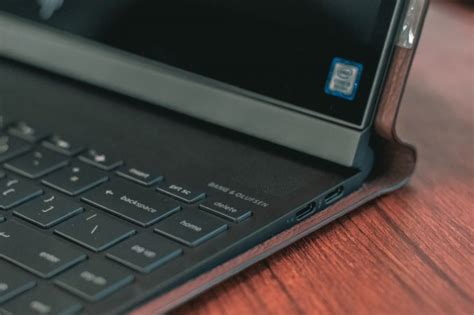 Geek Review Hp Spectre Folio Geek Culture