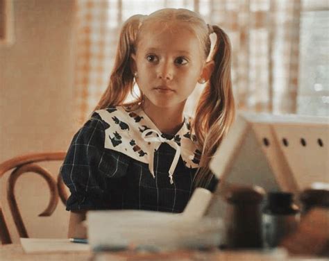 ʜᴏʟʟʏ ᴡʜᴇᴇʟᴇʀ Holly Wheeler Bobby Brown Stranger Things Stranger