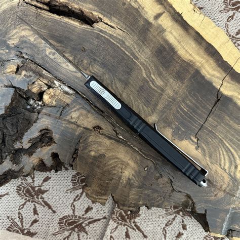 Microtech Combat Troodon D E Black Satin Full Serrated 142 6 Pre Owned American Edge Knives